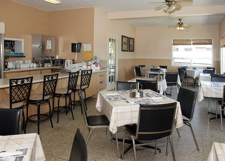 Restaurant - Fundy Line Motel and Restaurant